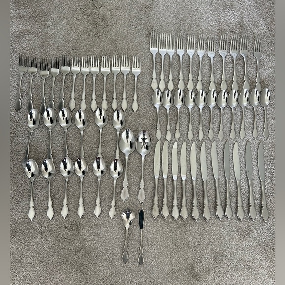 Dining | Large Silverware Set | Poshmark